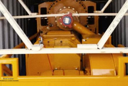 Blocking and bracing of cargo in shipping containers | VS&B Containers